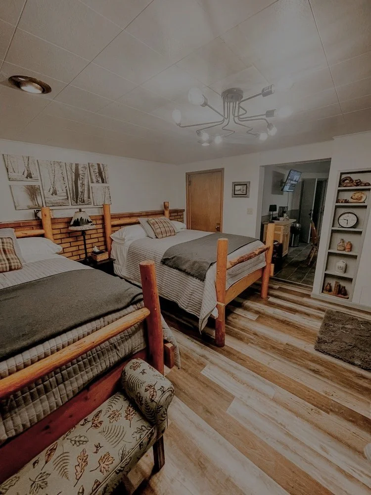 CARL'S CABINS