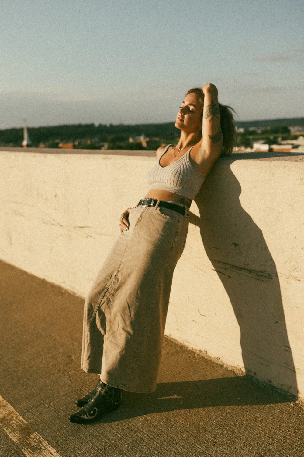 SLIGHTLY GREYY PHOTO