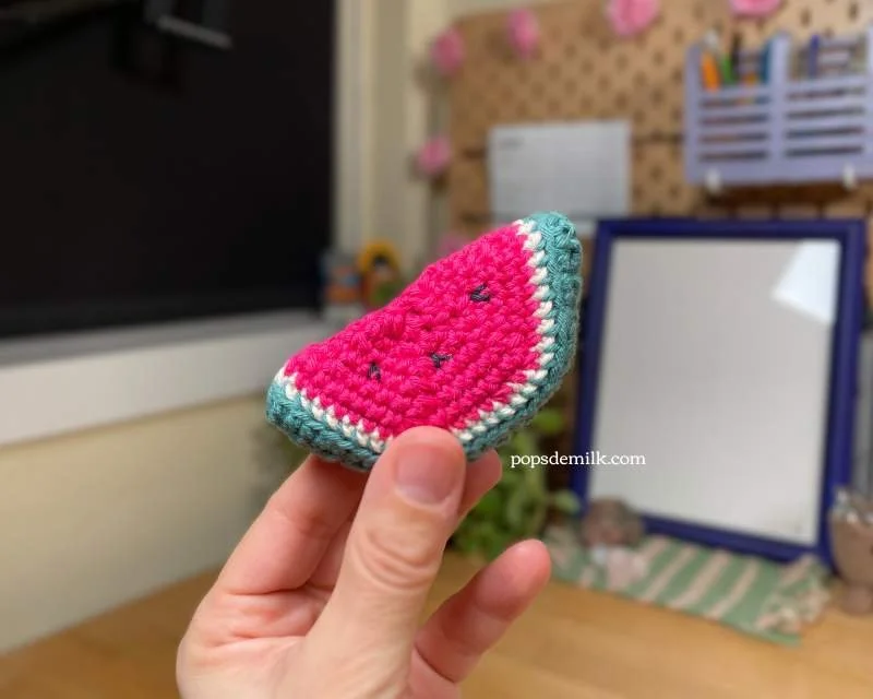 How to Crochet a Watermelon Amigurumi — Pops de Milk - Fun and Nerdy ...