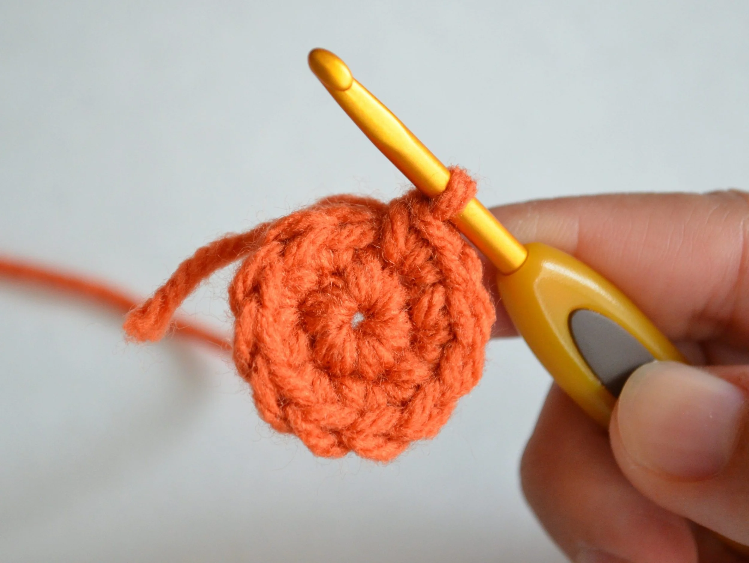 How to Crochet in the Round and Increase — Pops de Milk - Fun and Nerdy ...