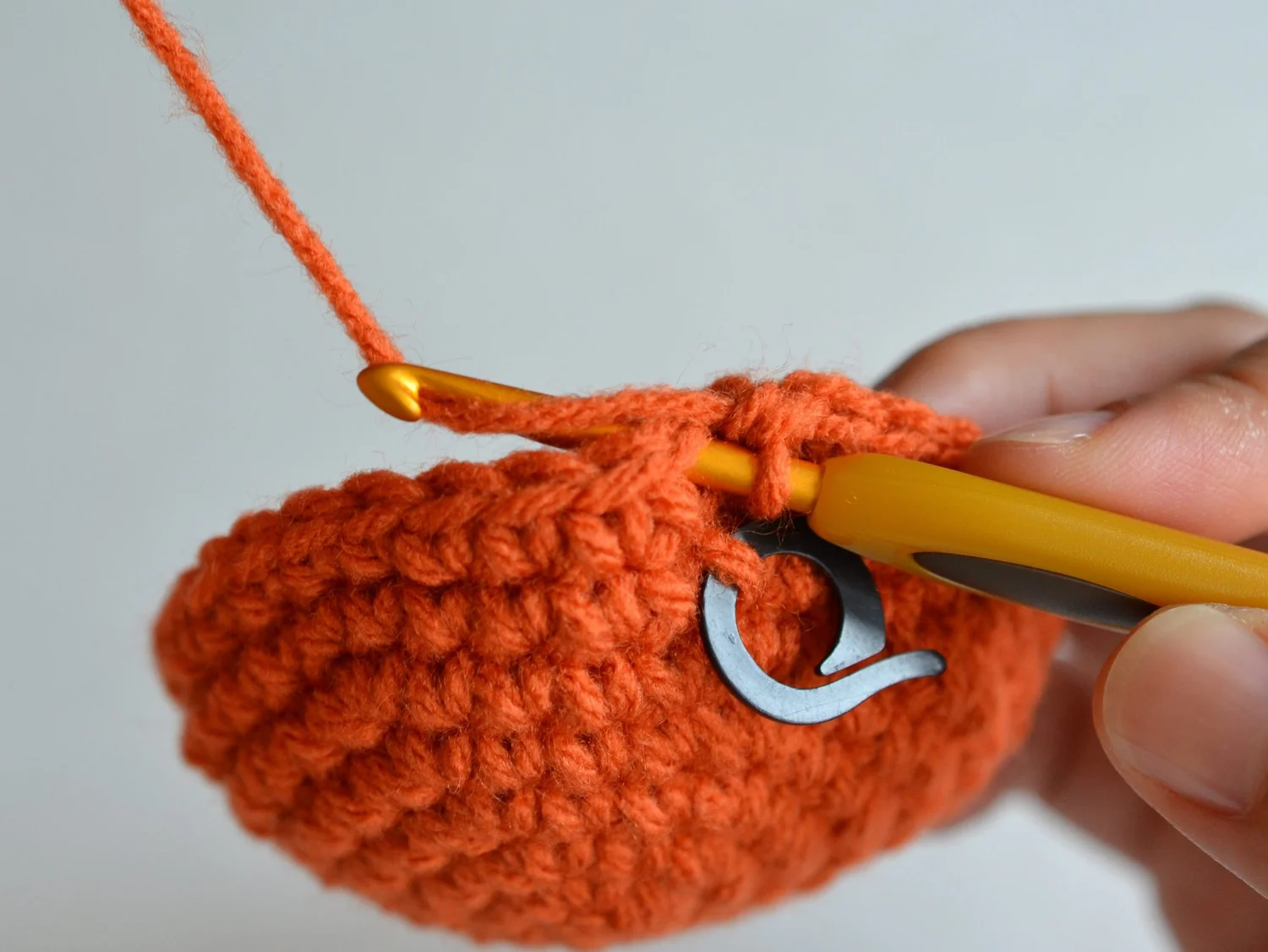 How to Crochet in the Round and Decrease — Pops de Milk - Fun and Nerdy ...