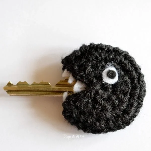 Super Mario Chain Chomp Keychain Crochet Pattern — Pops de Milk - Fun ...