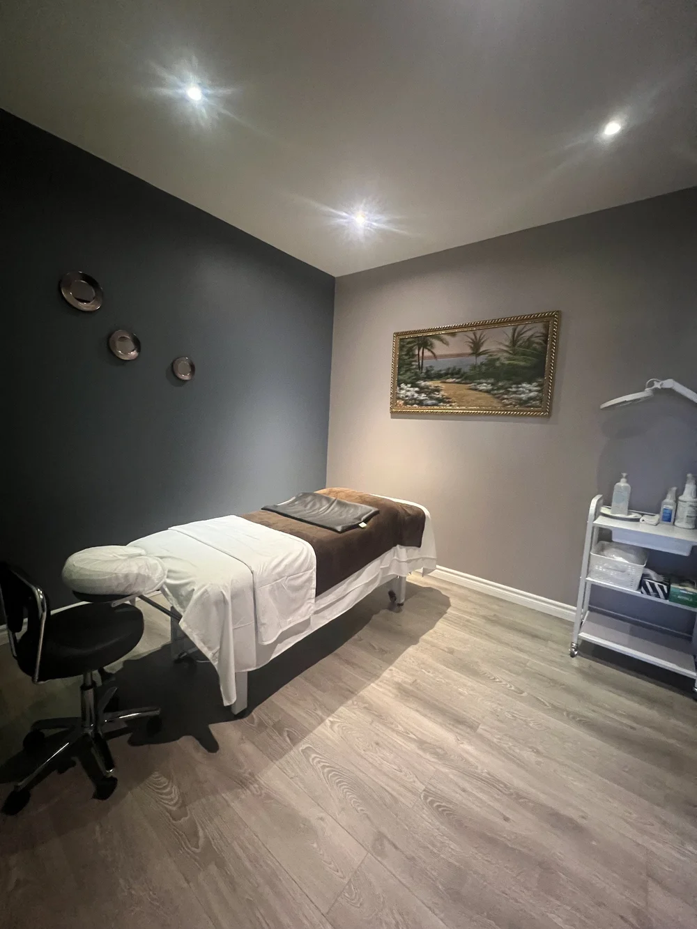 LY Massage and Spa
