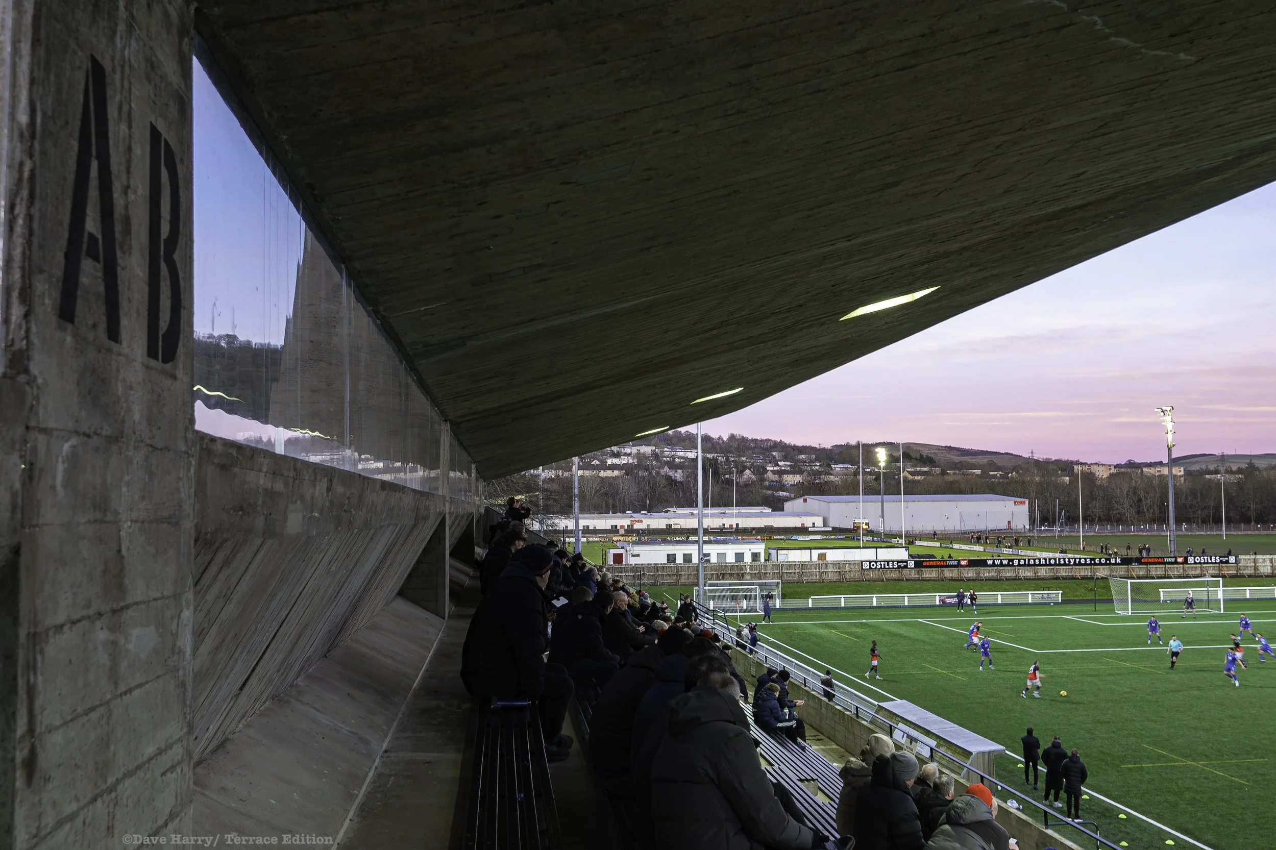 A Gala Affair: Elegant light at Netherdale — Terrace Edition