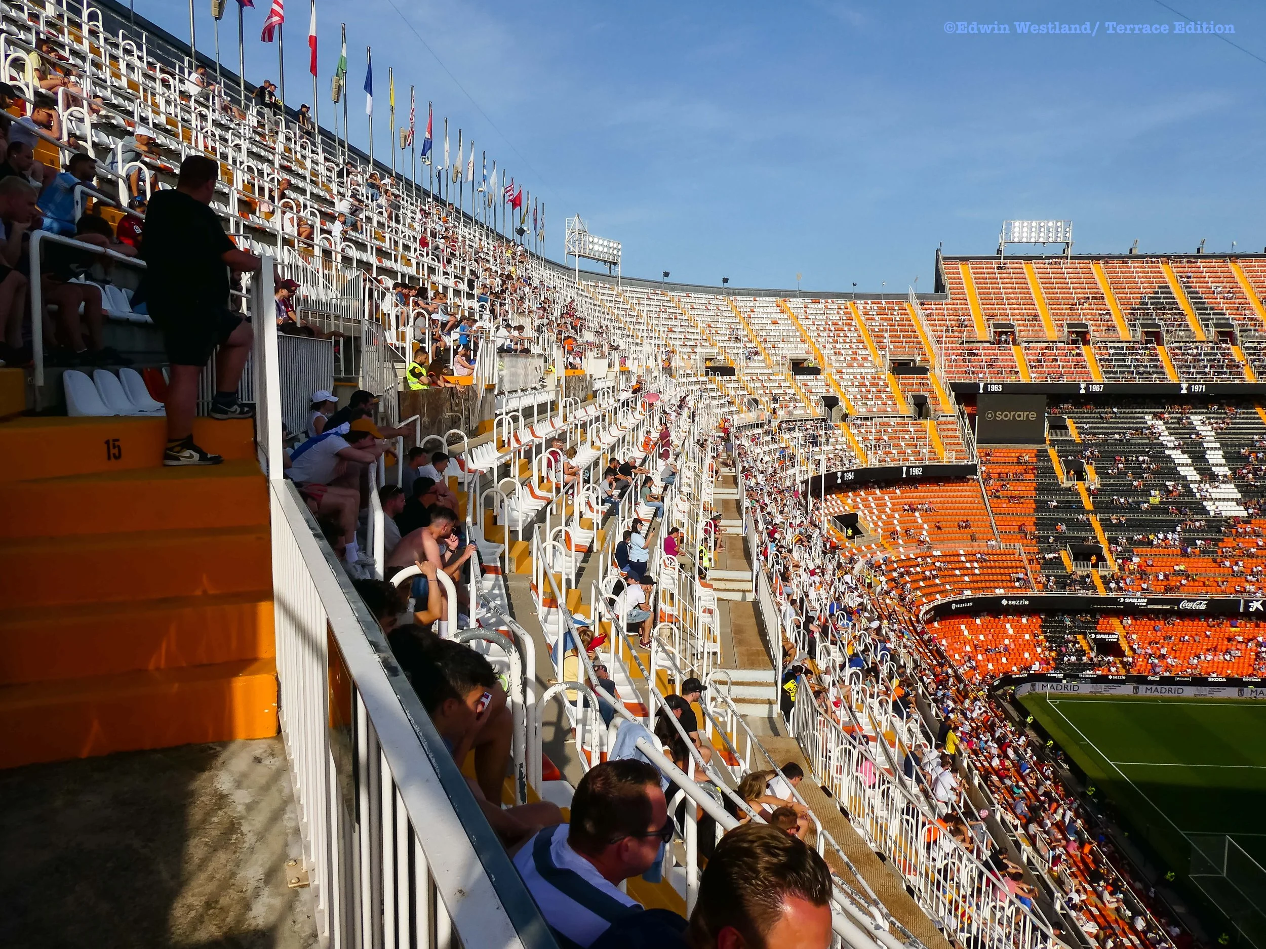 Reassuringly steep: Vertigo at Valencia's Mestalla — Terrace Edition