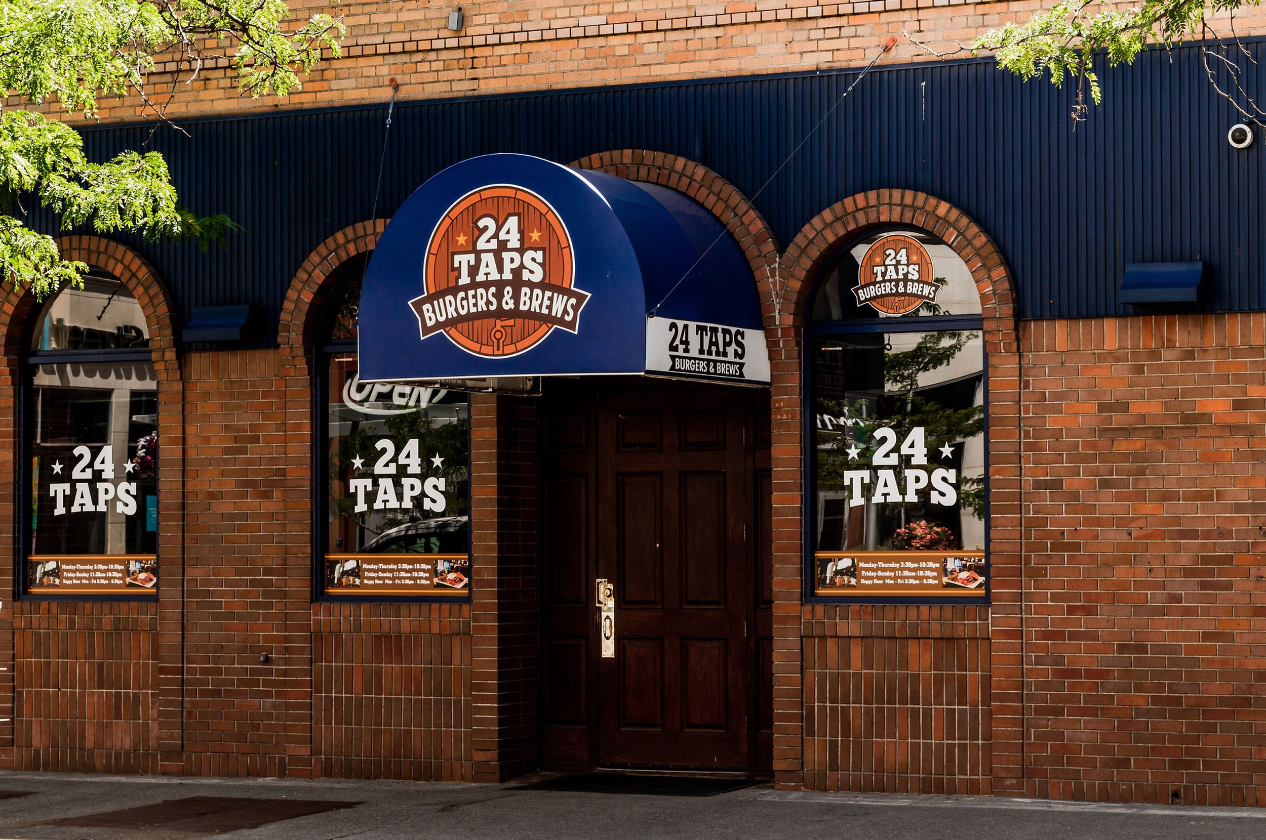 24 Taps Burgers & Brews