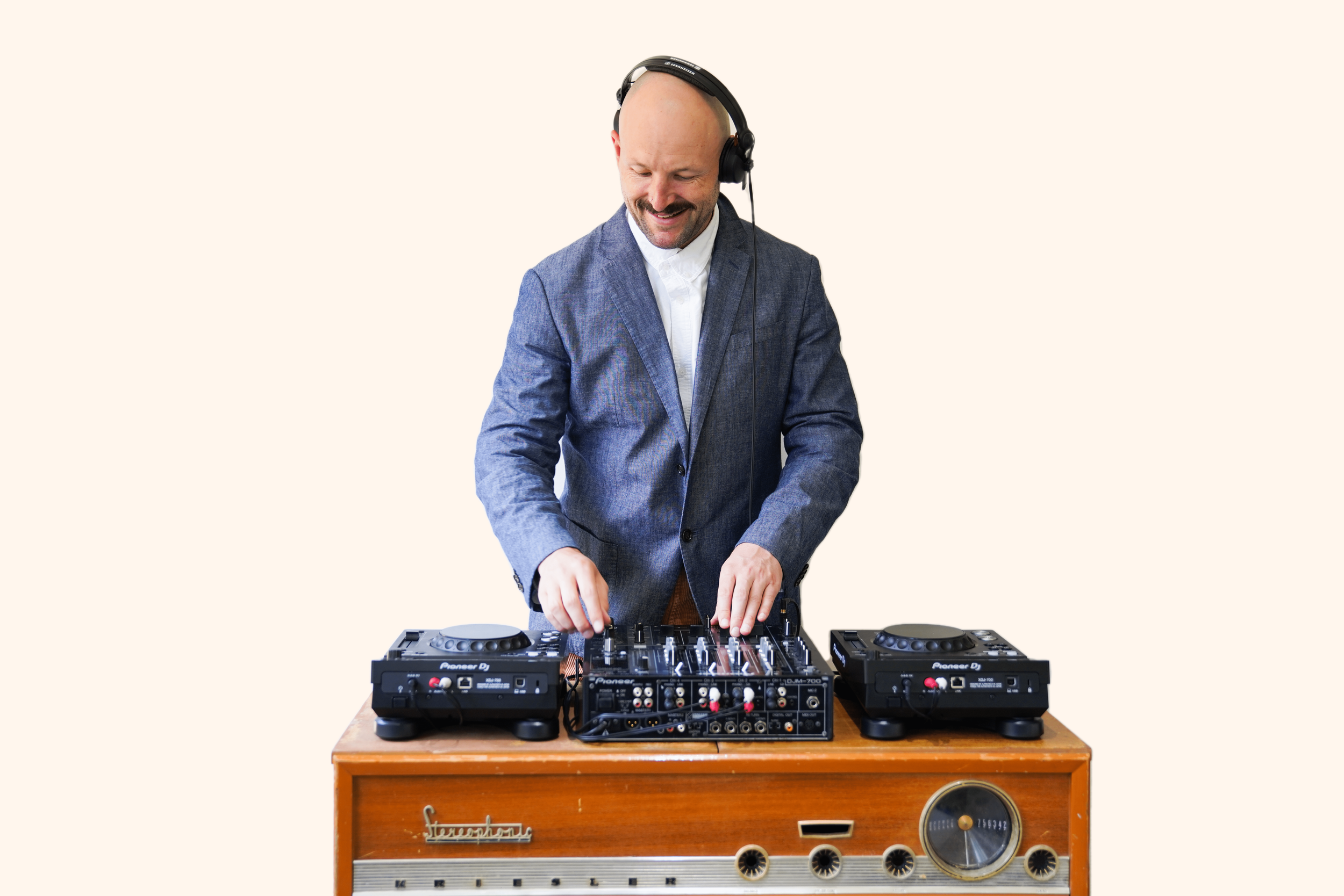 About — Groove DJ Services