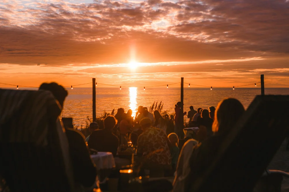 THE BEACH BAR | Relax with drinks and stunning sunset views by the sea ...