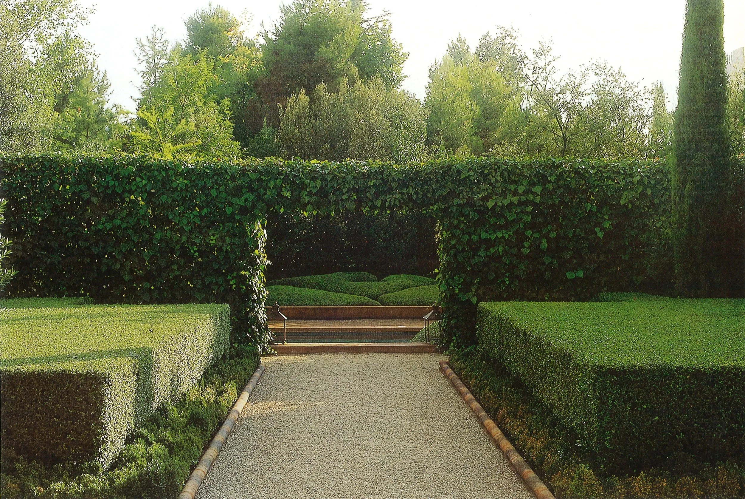 Natalie Crist Fine Gardening & Design