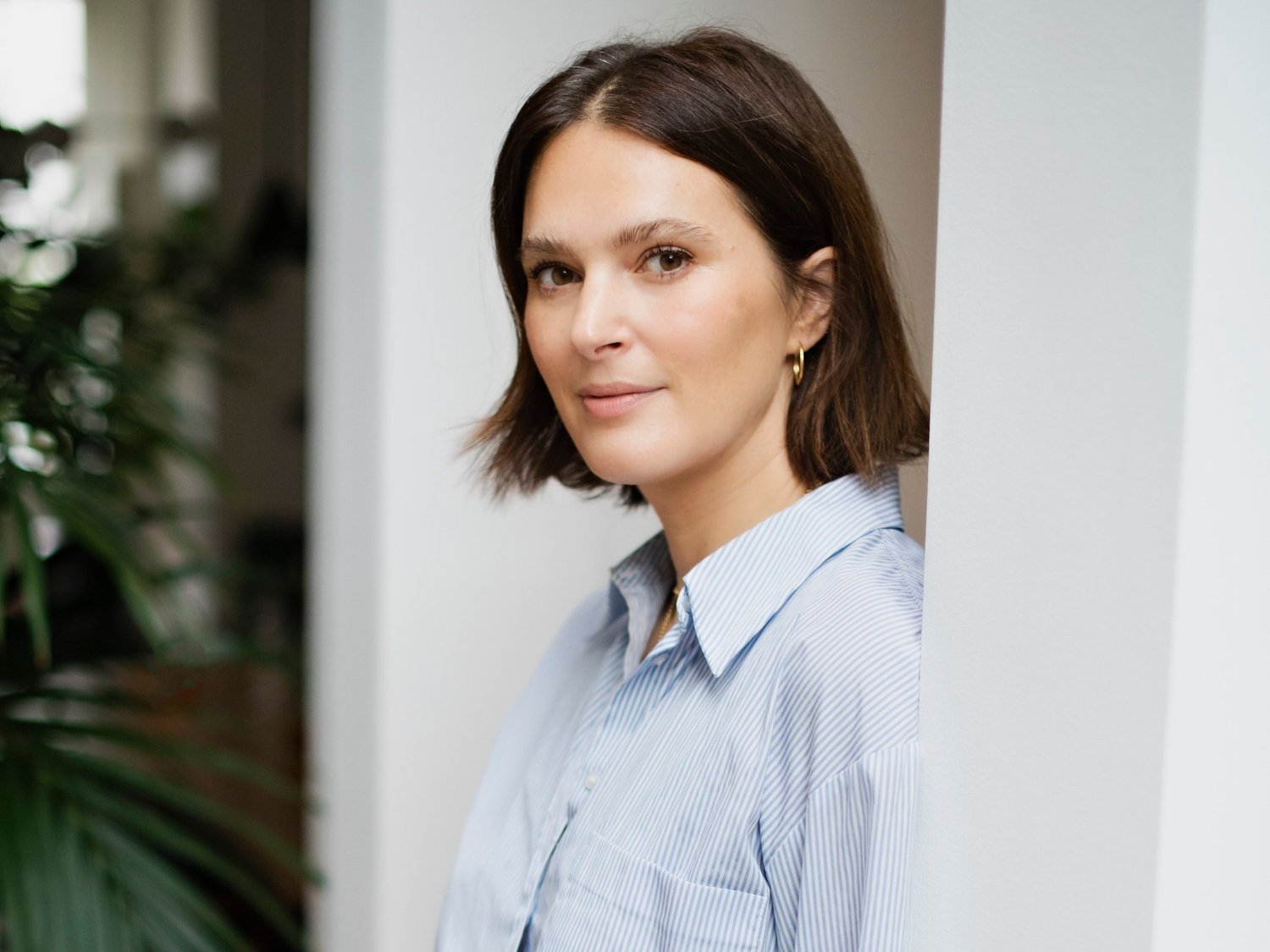 Contact Elizabeth Day - Author, Broadcaster, Journalist — Elizabeth Day | Official Website