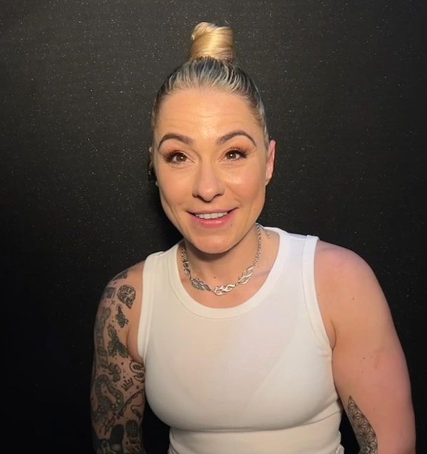 Elizabeth Day | Author - Journalist - Broadcaster