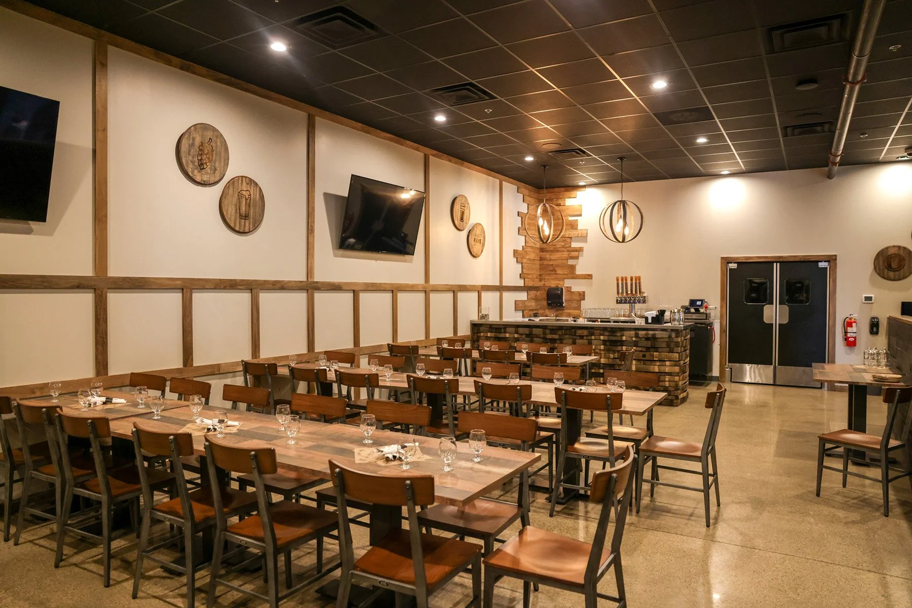 Parties — Inside the Five Brewing Co.