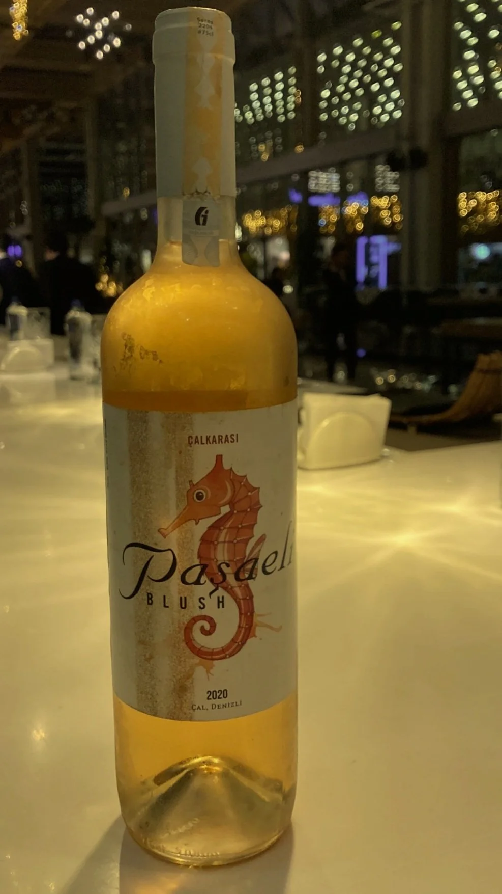 Pembe Şarapların Sırları: Rose, Blush ve Pembe Şaraplar Nedir ve Nasıl Yapılır