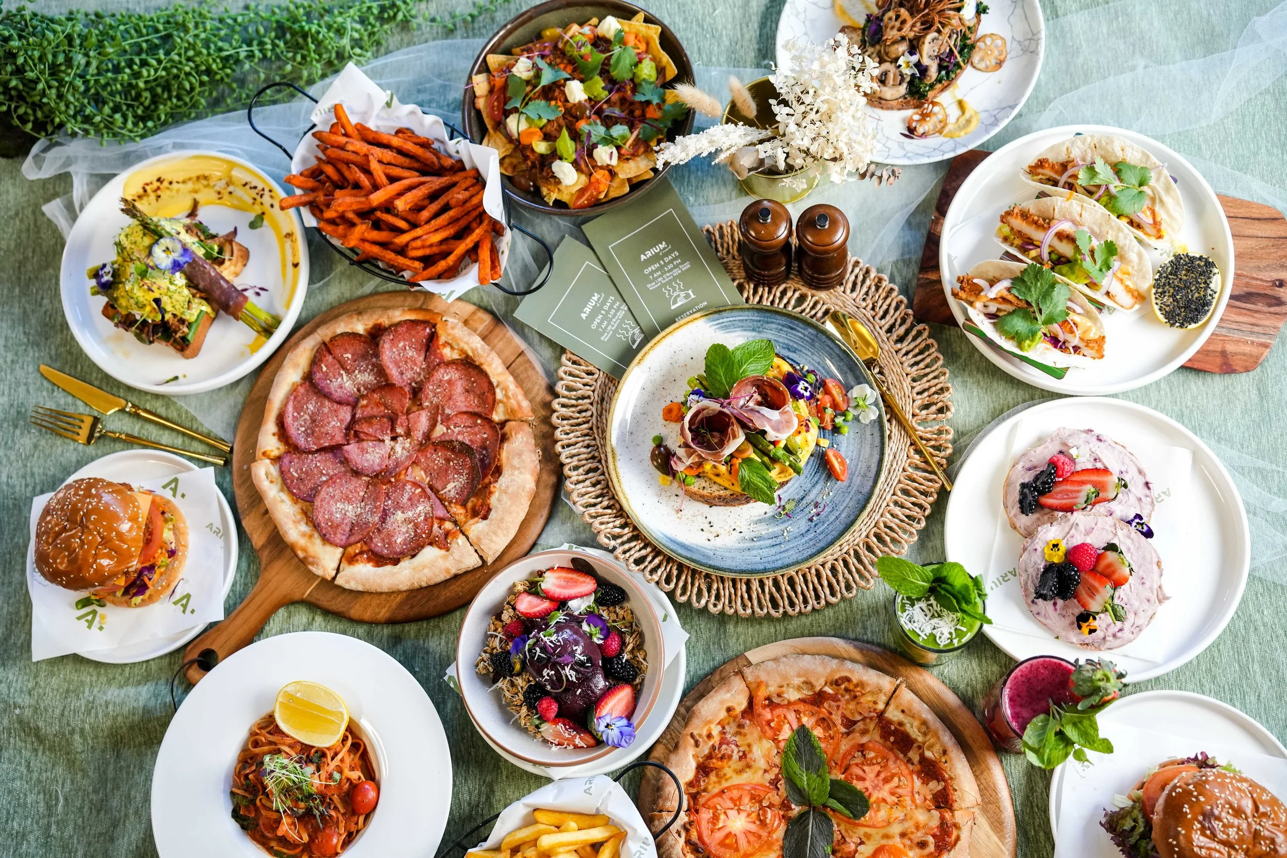Menus | Arium of Mascot
