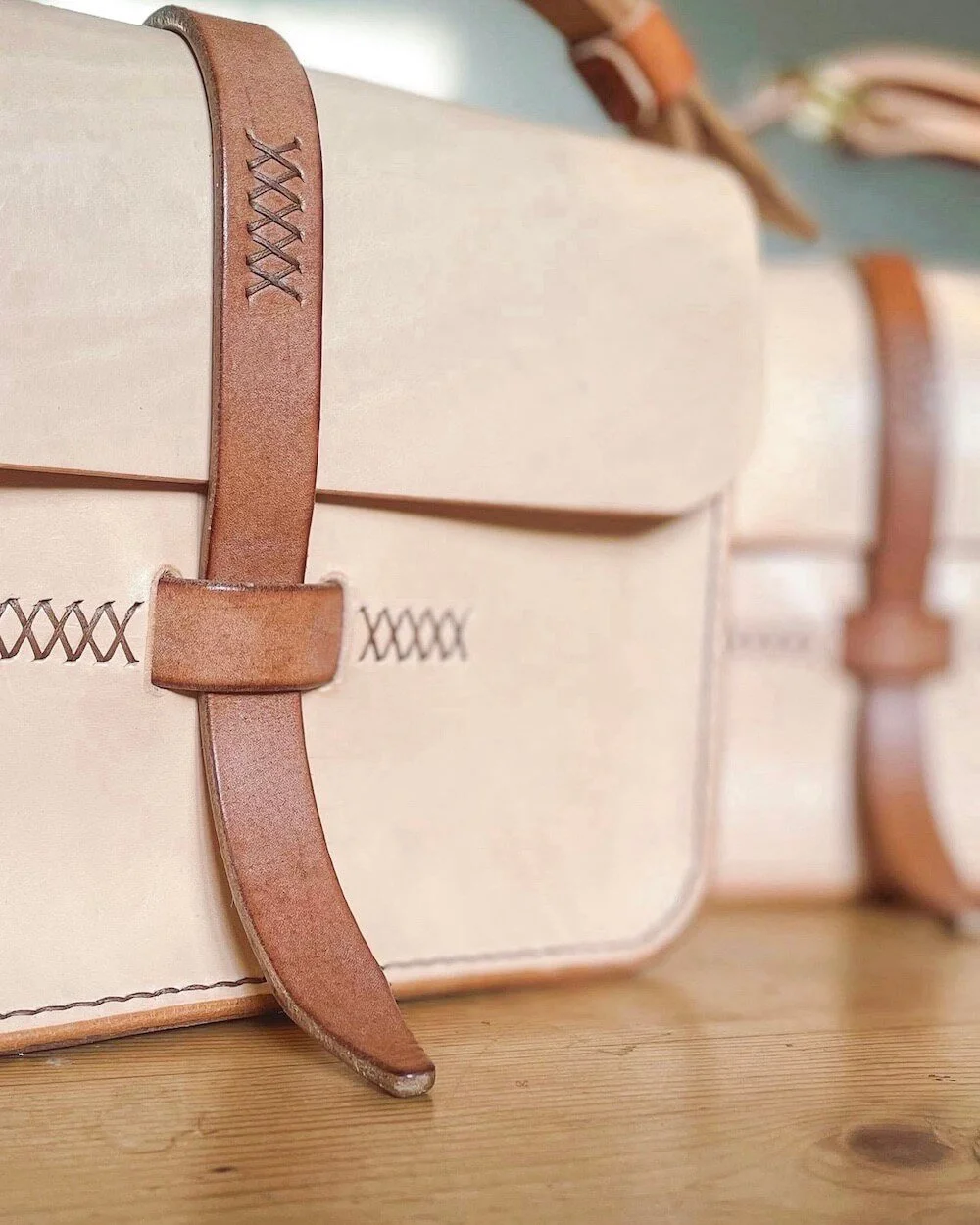 Vixen Tor Shoulder Bag | Warriner Leather