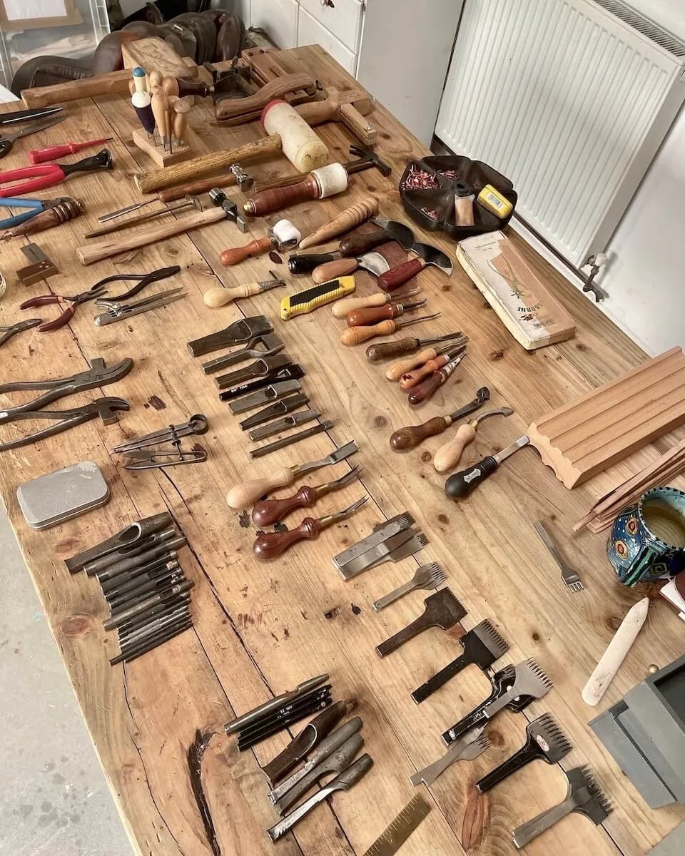 Beginners guide to Leather craft work tools | Warriner Leather