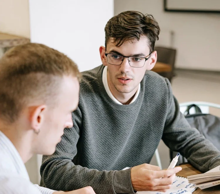 'Managing difficult conversations' training course — Leadership ...