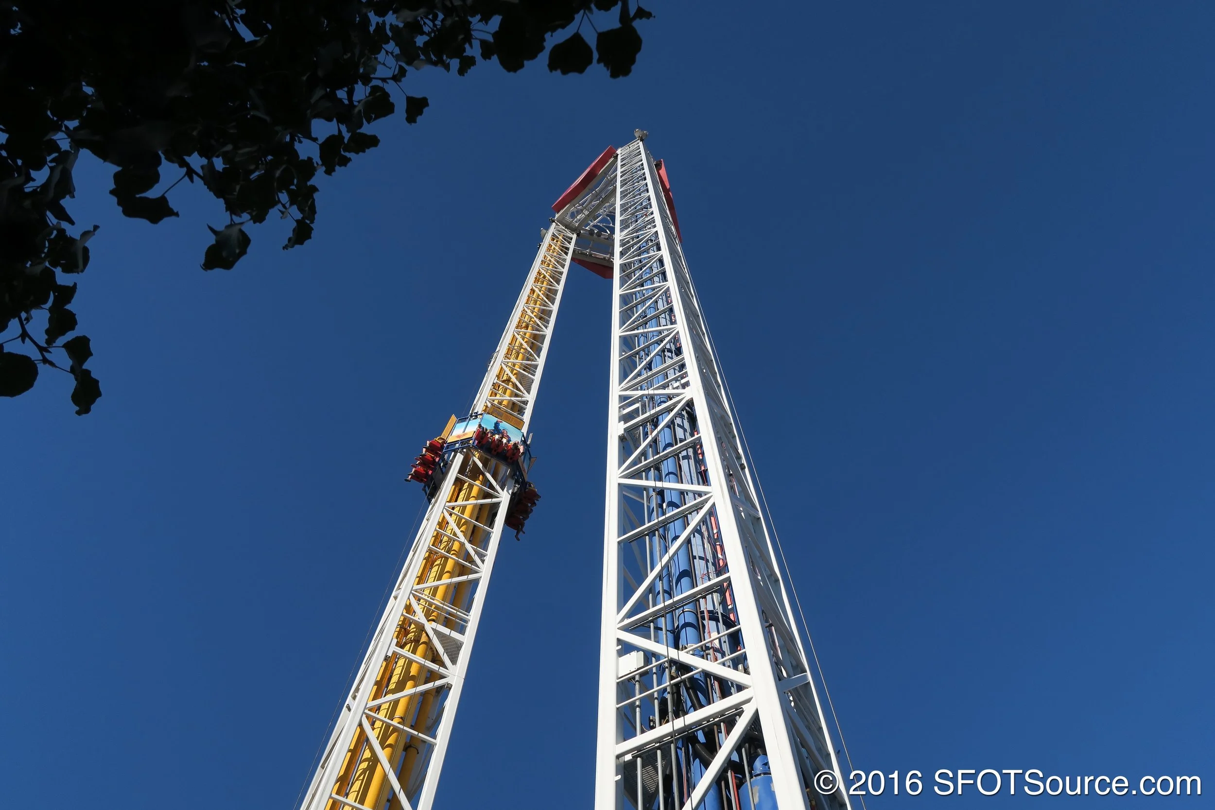 Superman: Tower of Power Thrill Ride | Six Flags Over Texas