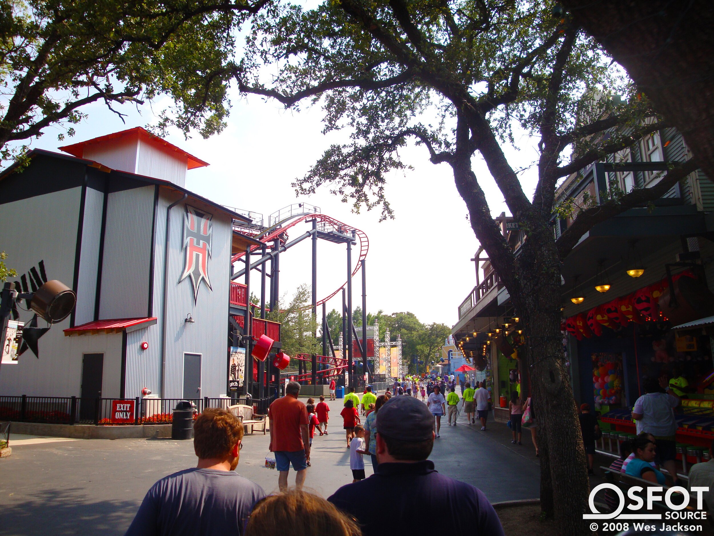 Pandemonium | Six Flags Over Texas — SFOT Source