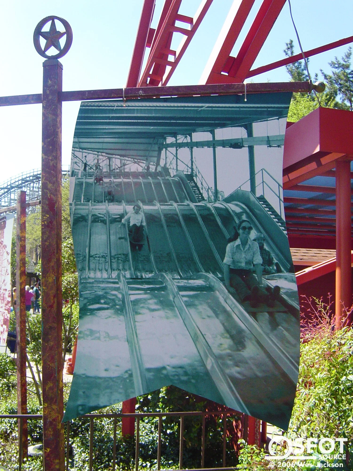 Oil Derrick | Six Flags Over Texas — SFOT Source