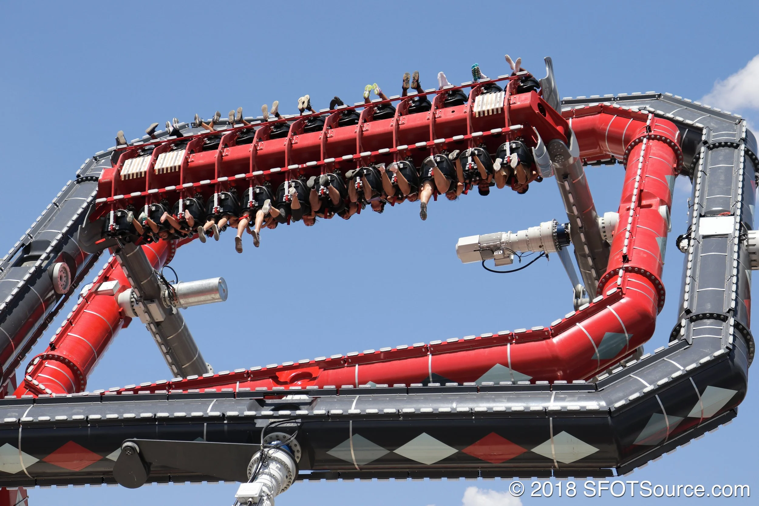 Harley Quinn Spinsanity | Six Flags Over Texas — SFOT Source