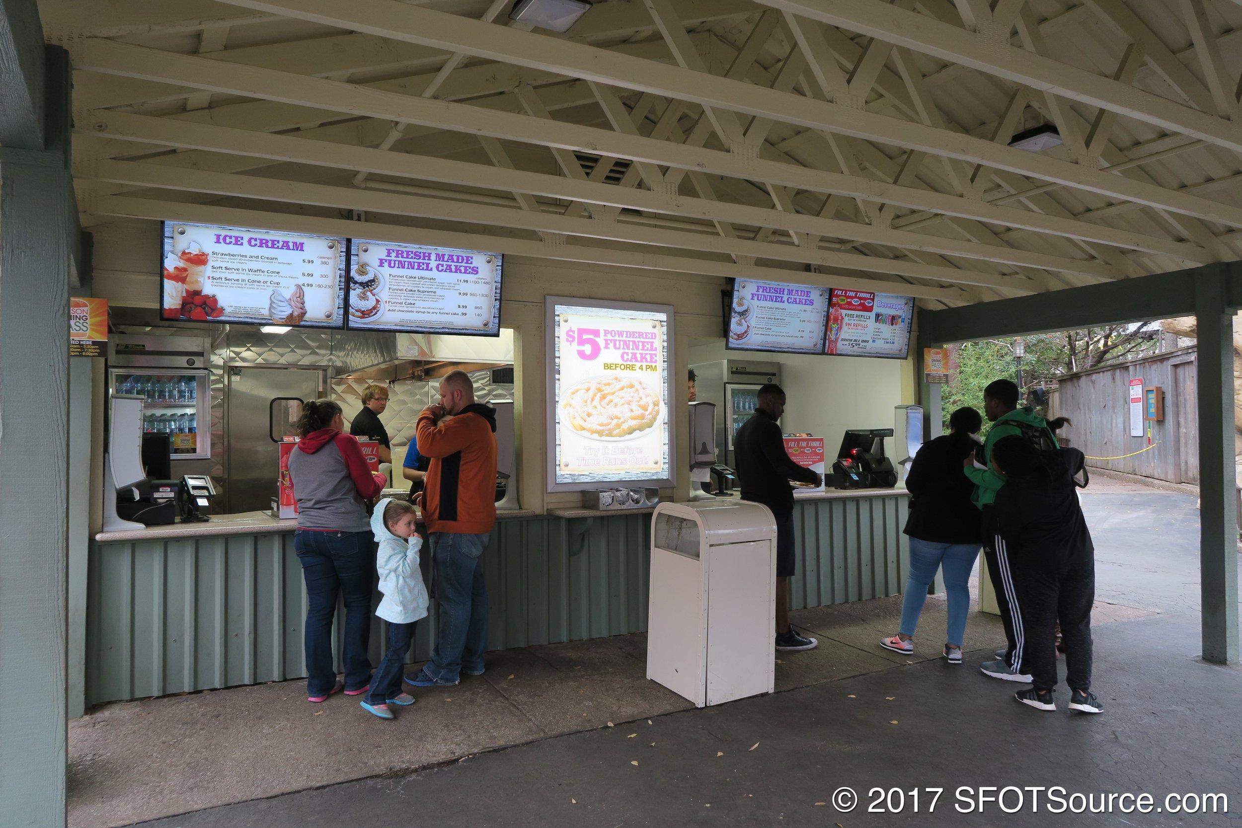 Red River Funnel Cakes | Six Flags Over Texas — SFOT Source