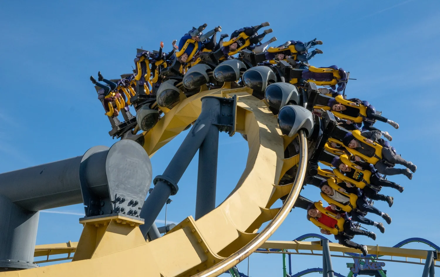 Batman: The Ride Roller Coaster | Six Flags Over Texas - SFOT Source