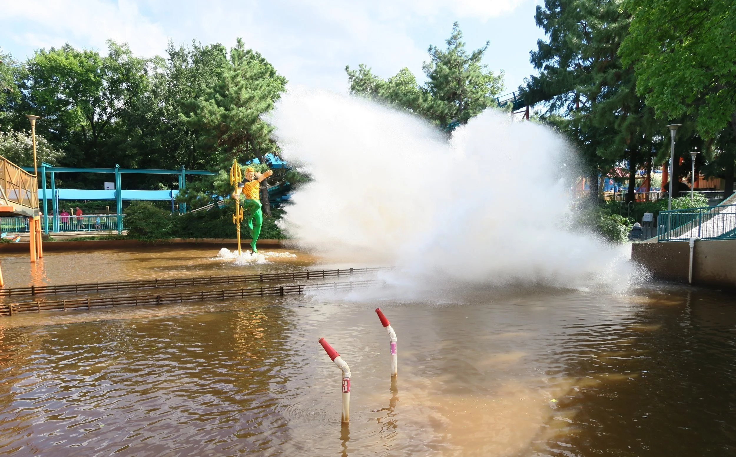 Aquaman Splashdown Water Ride | Six Flags Over Texas - SFOT Source