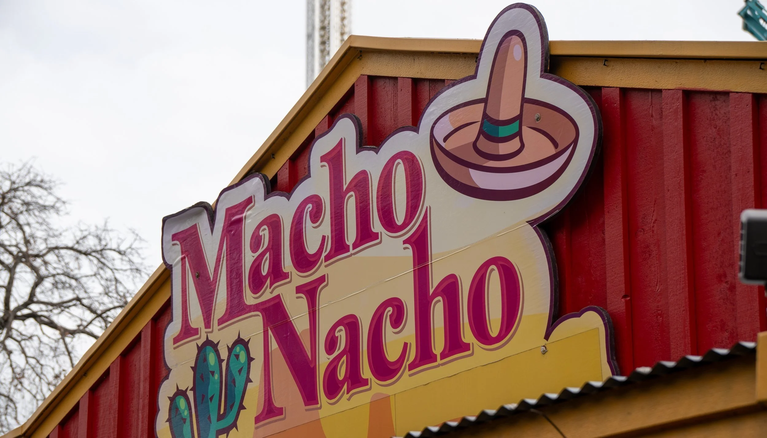 Macho Nacho | Six Flags Over Texas