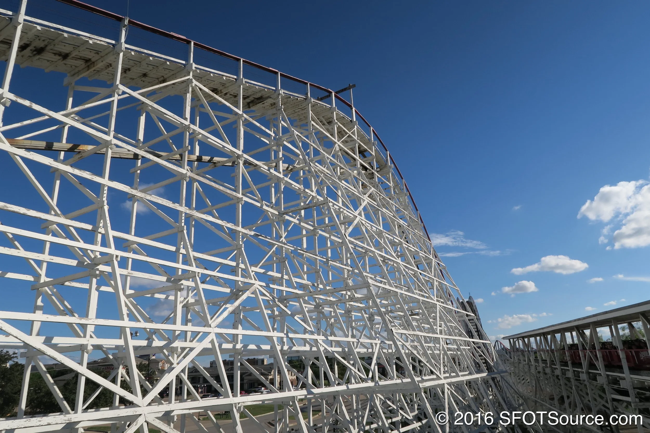 Judge Roy Scream | Six Flags Over Texas — SFOT Source