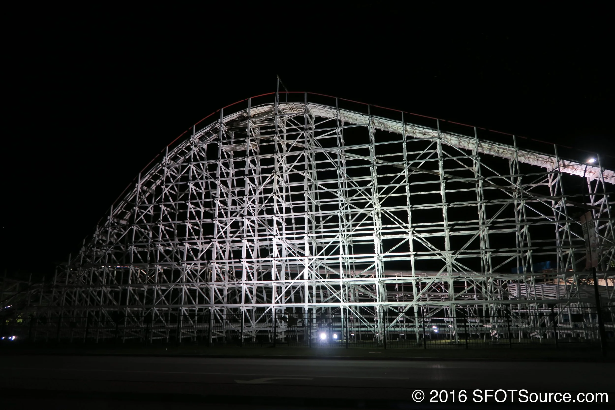 Judge Roy Scream | Six Flags Over Texas — SFOT Source