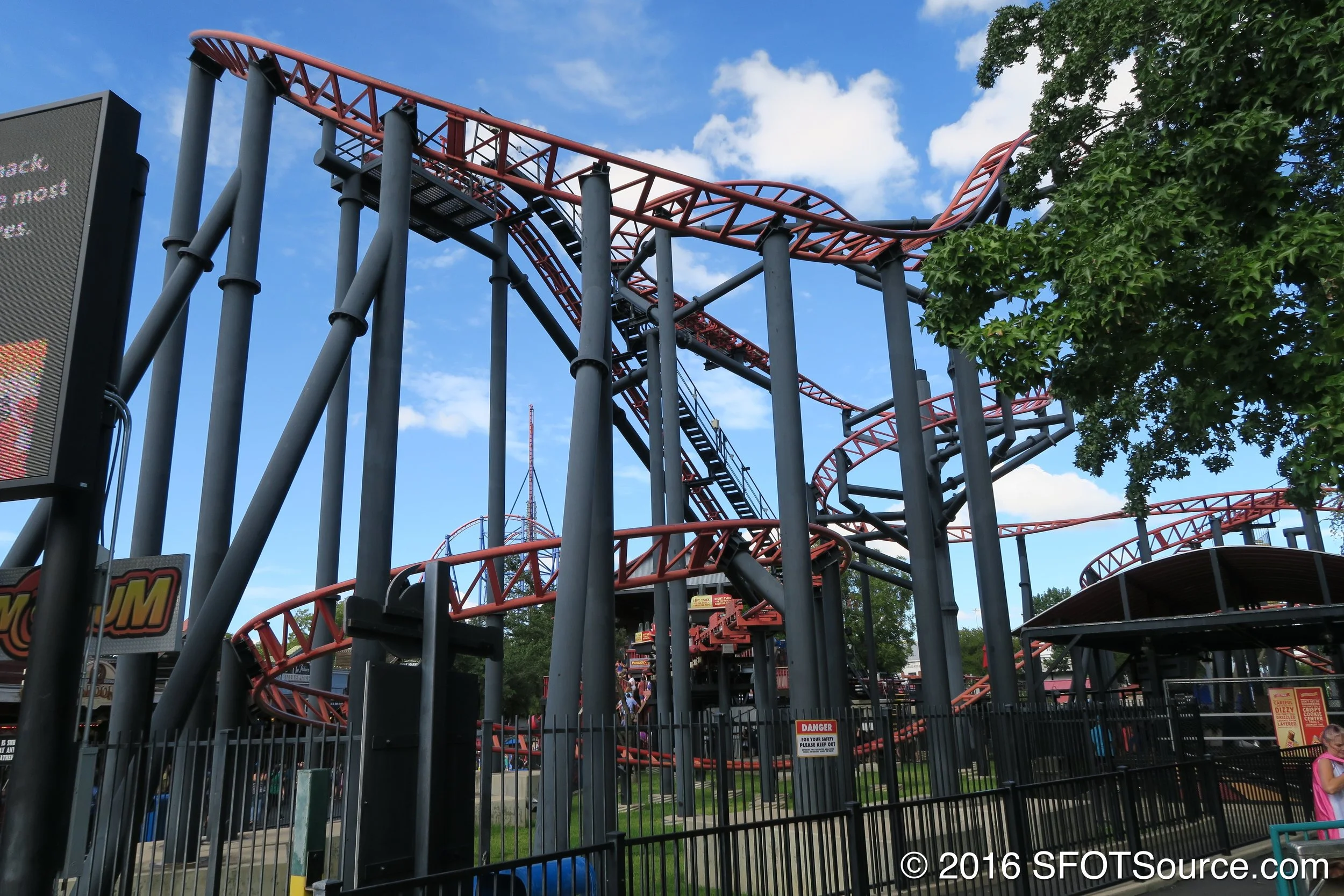 Pandemonium | Six Flags Over Texas — SFOT Source