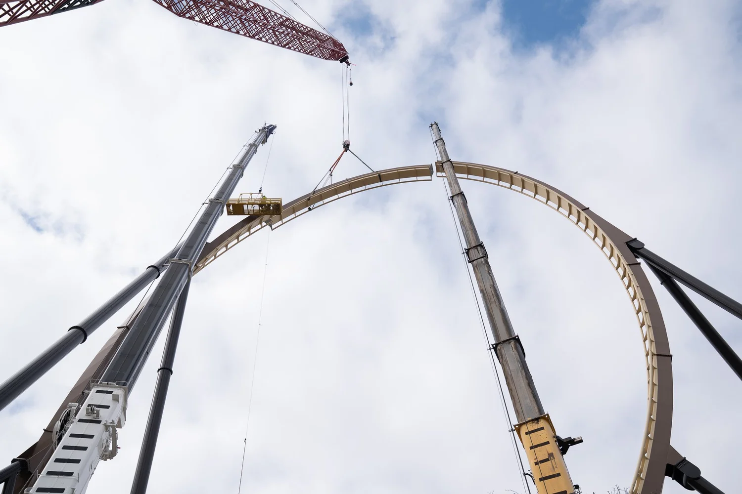 Milestone Reached: Six Flags Over Texas Completes the World’s Tallest ...