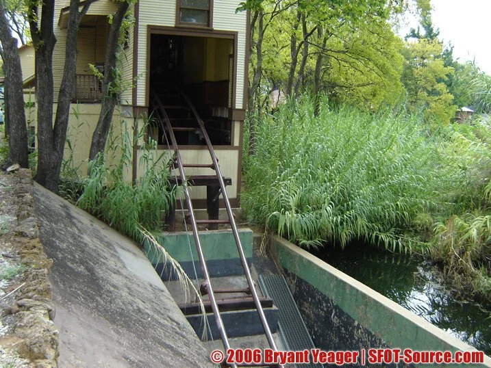 Runaway Mine Train Family Coaster | Six Flags Over Texas
