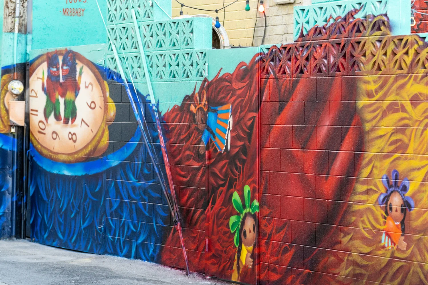 The Artist | Experience Vibrant Art — LA MONA ROSA