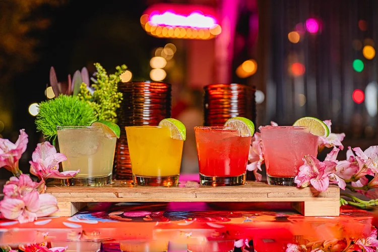 Vibrant Mexican Dining at La Mona Rosa. Indulge Now!