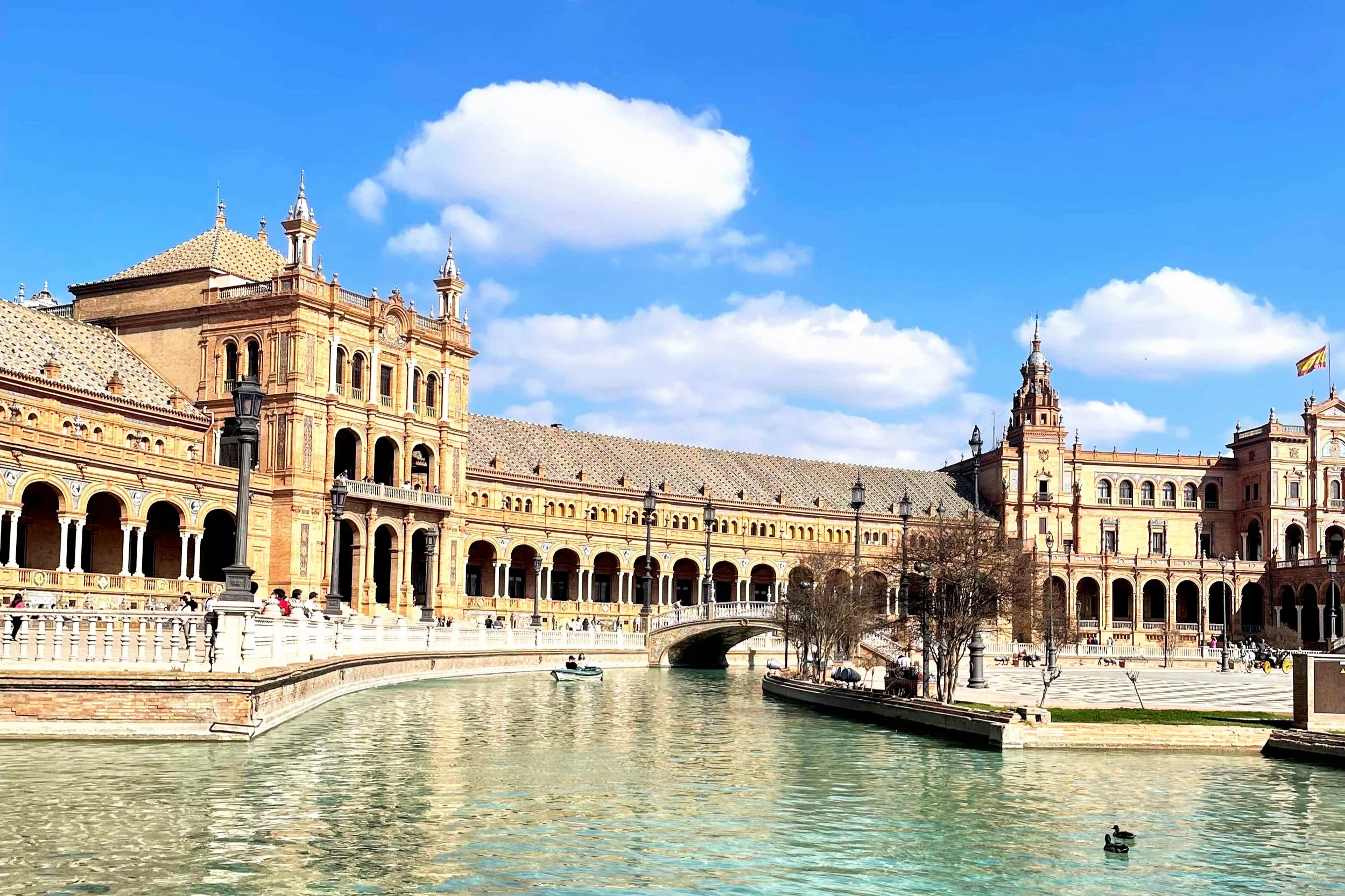 Seville Itinerary: Top Activities and Day Trips in 2-5 Days — travelsoncall
