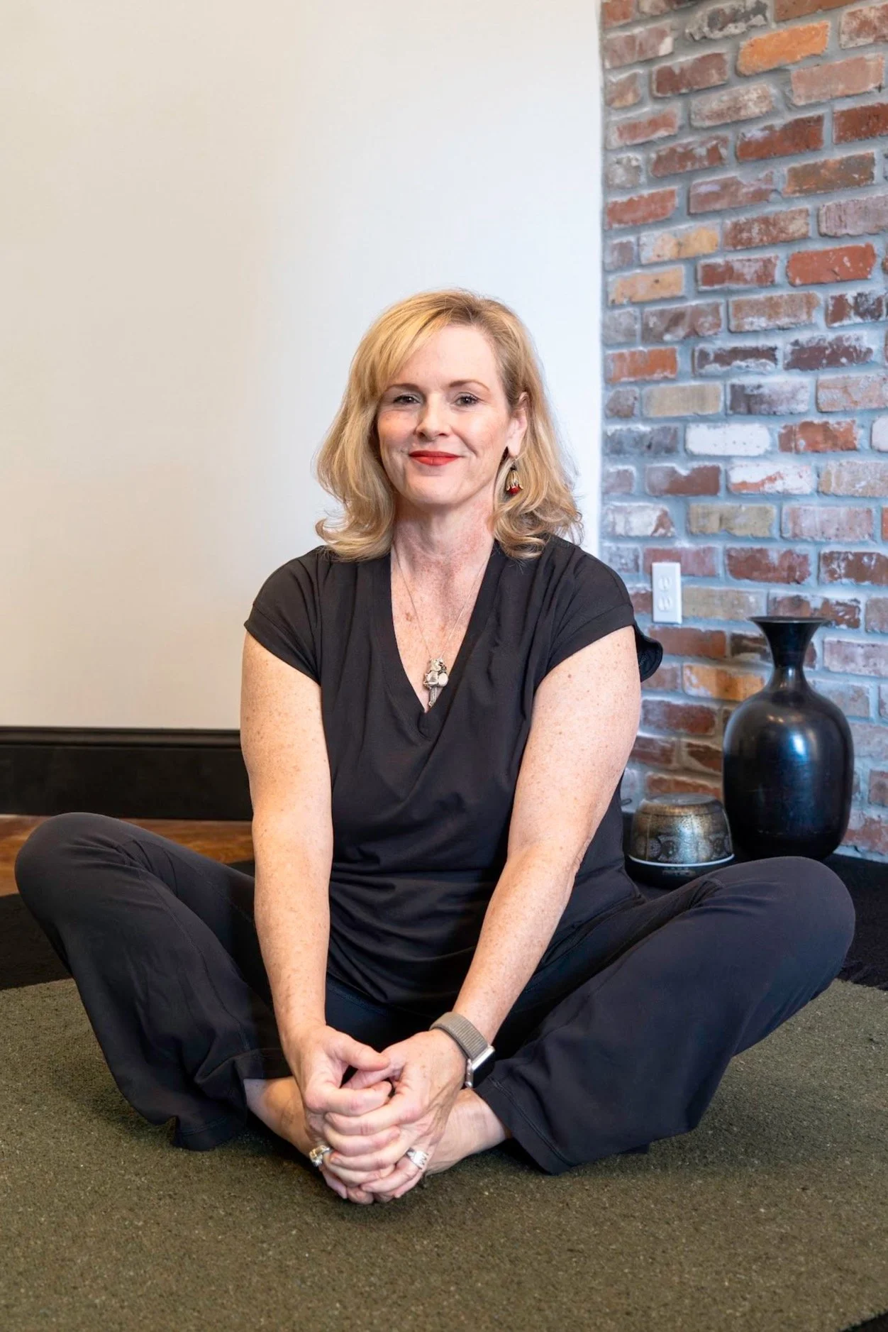 Stephanie Clarke — MODERN BELLE