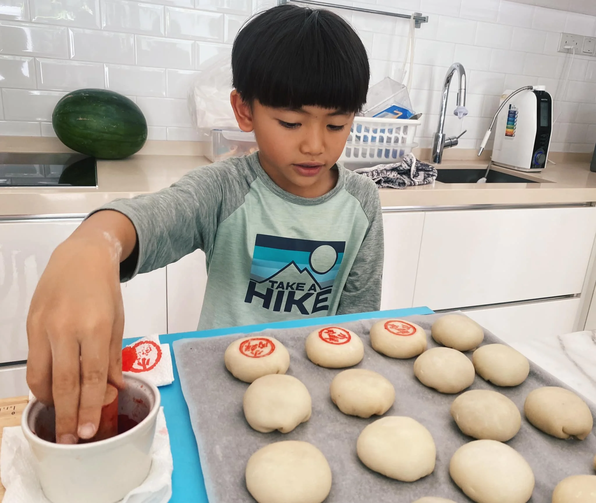 Shanghai Mooncakes — Like Water Through Bellows