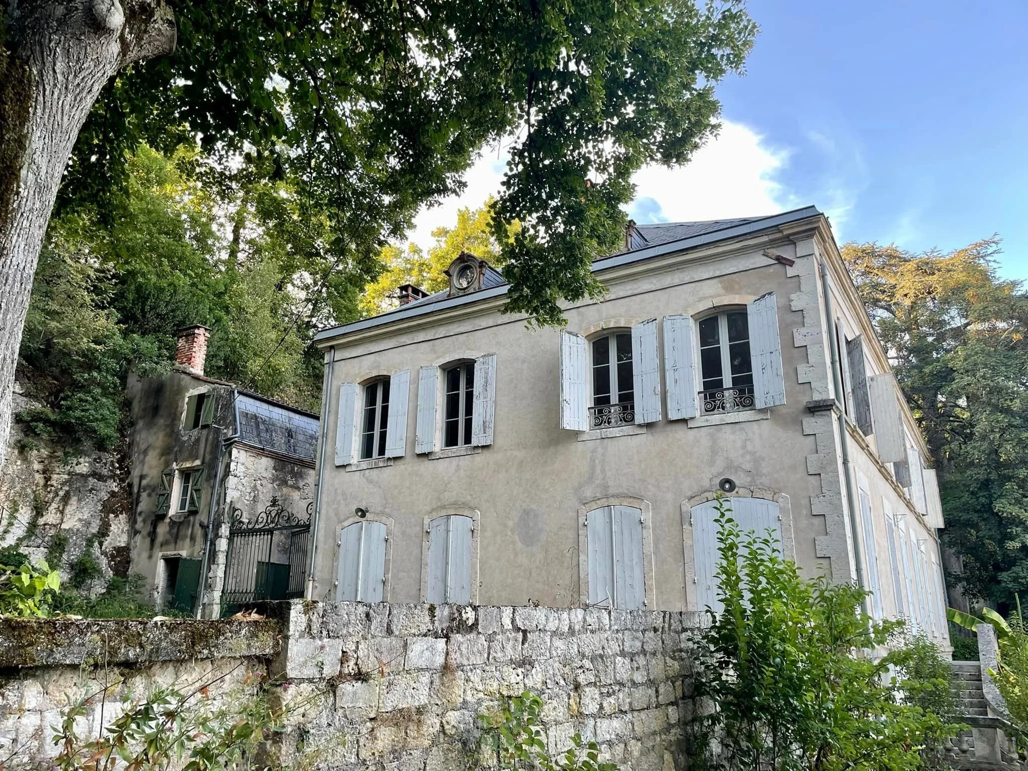 The Chateau Chronicles