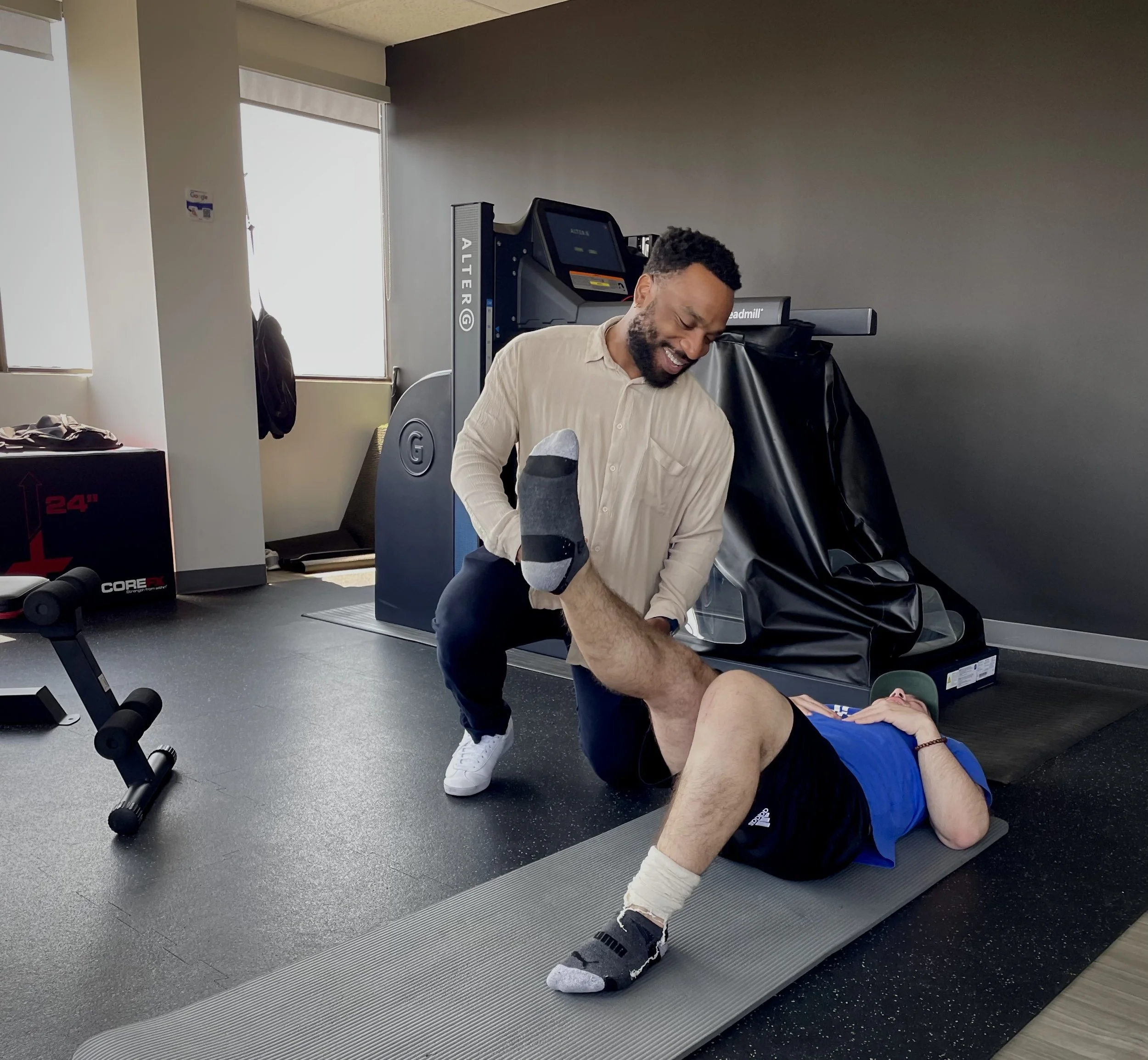 Back Pain & Sciatica Relief in Oakville — Elevate Rehabilitation and Performance