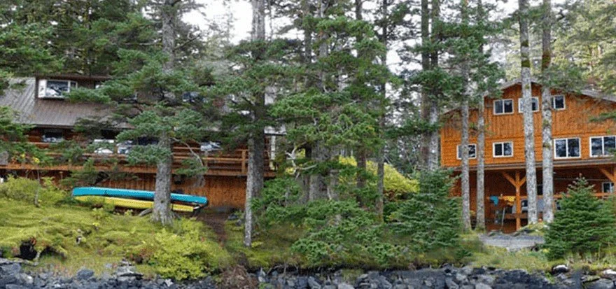 Characteristics of the Best Lodges in Alaska — Afognak Wilderness Lodge