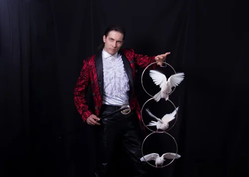 How to Book the Best Magician Near You for Any Occasion — Jeff Black Magic