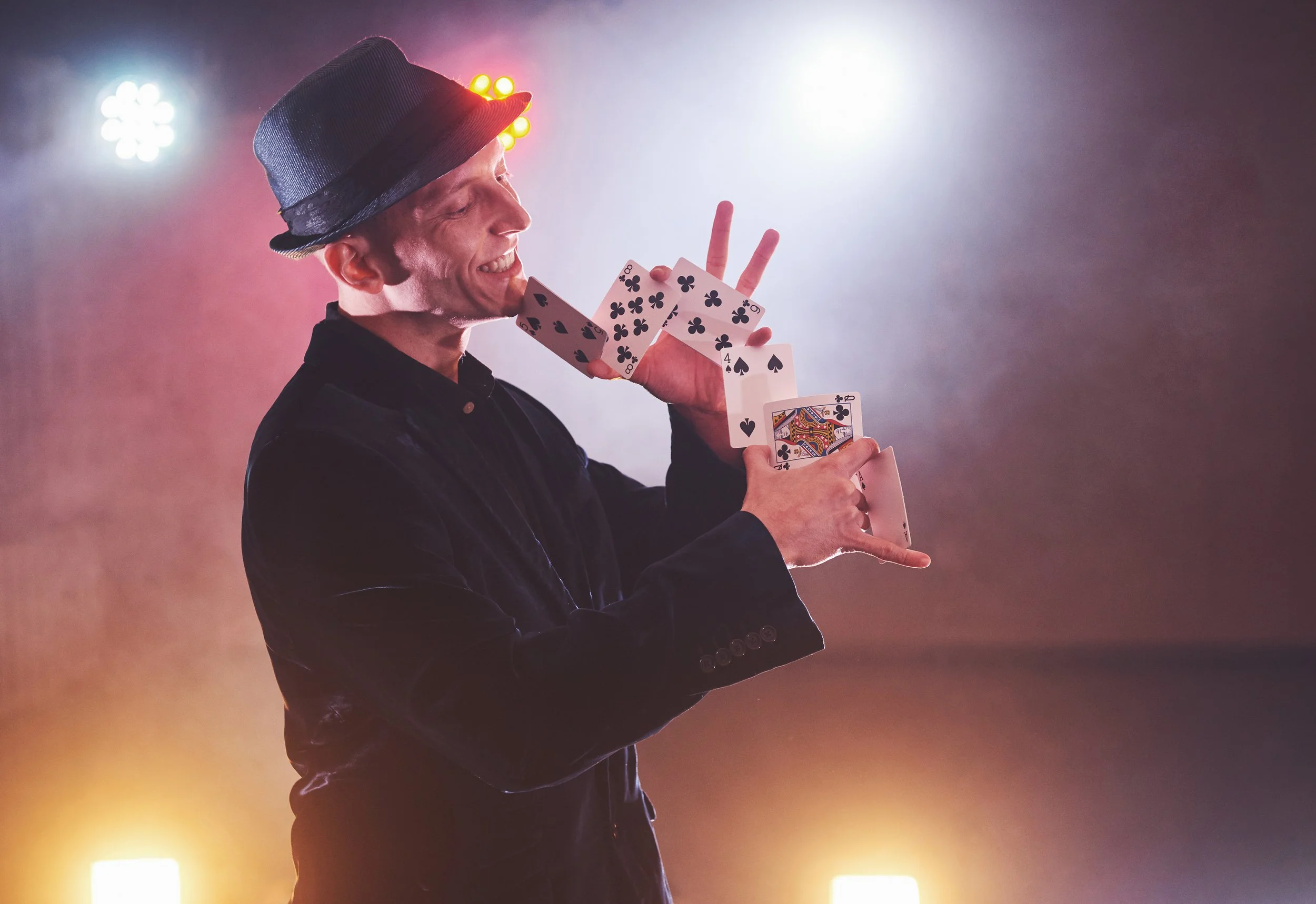 How to Choose the Right Magician for Your Event — Jeff Black Magic