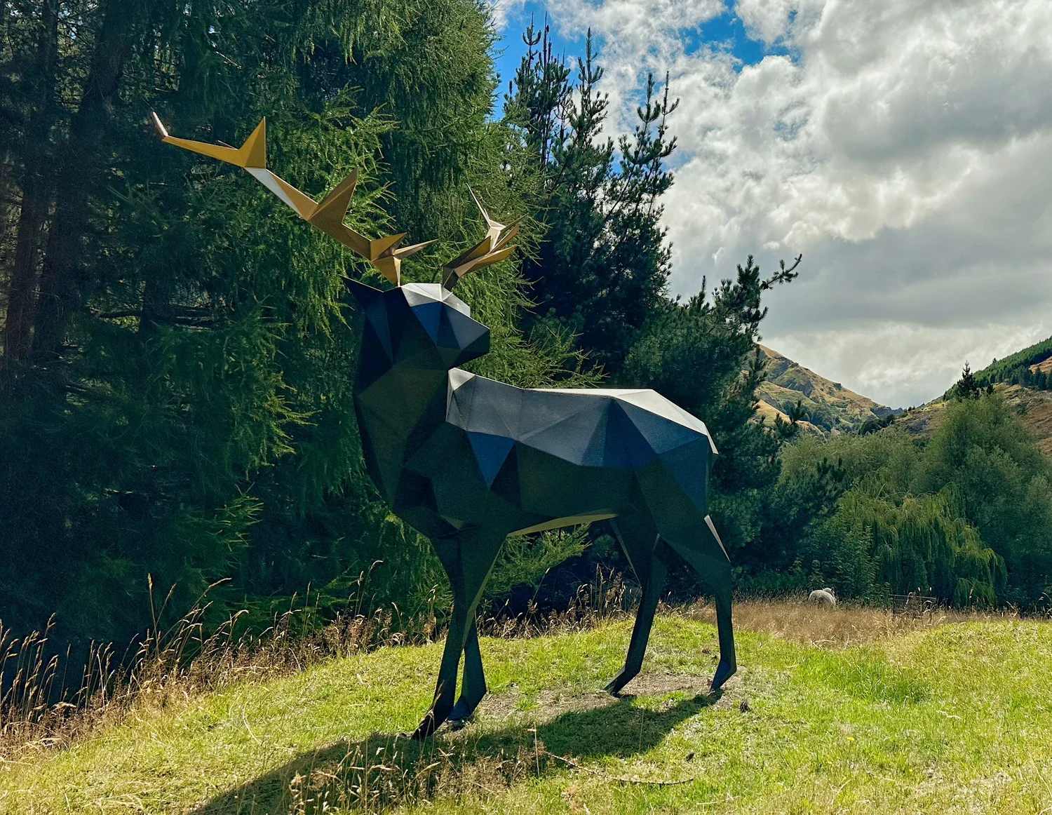 Corten Steel Sculpture New Zealand South Island, Queenstown — Hazweld ...