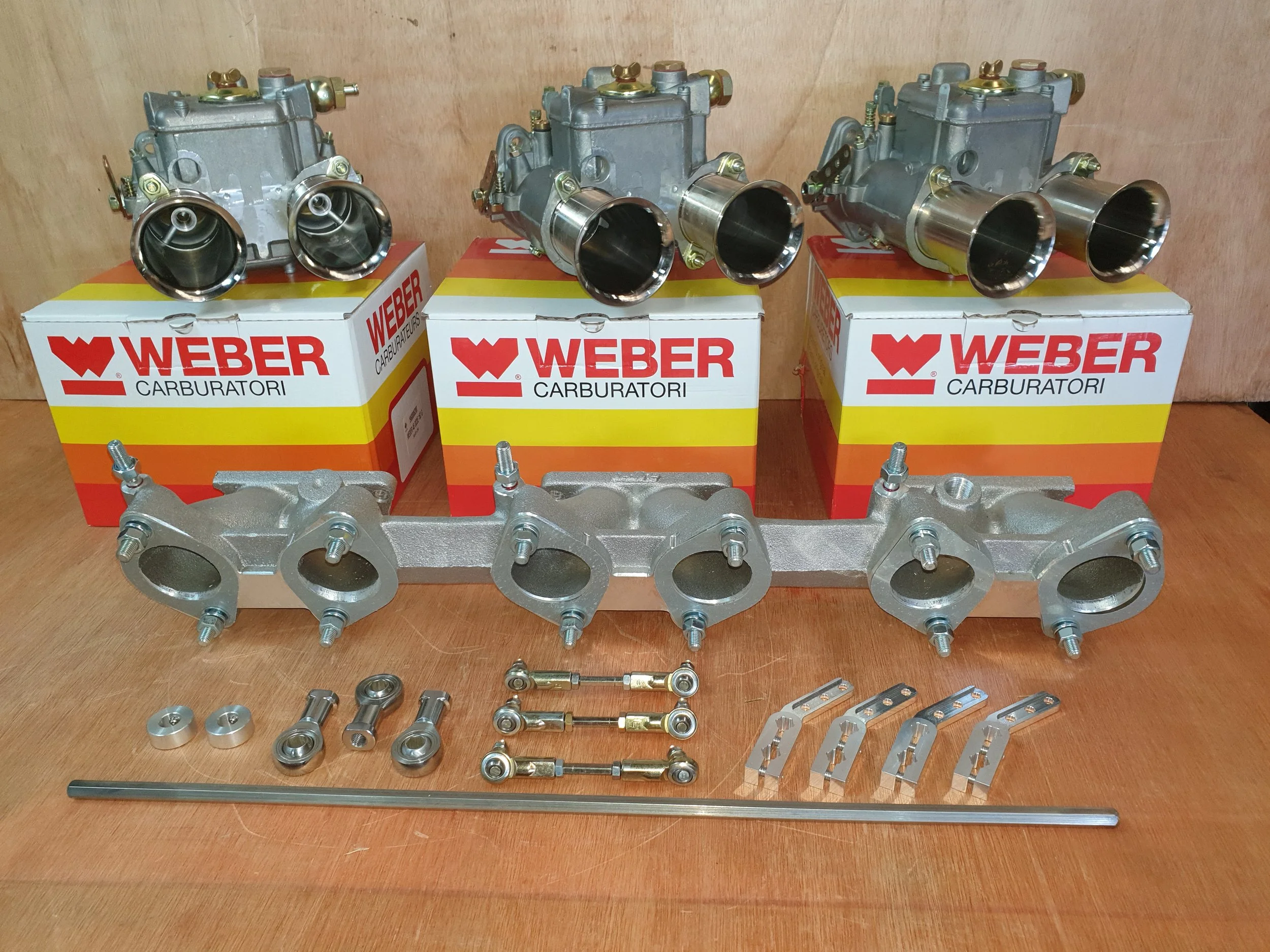 MGA 1600, MGB GT GENUINE WEBER Single sidedraft 45 DCOE Carburettor ...