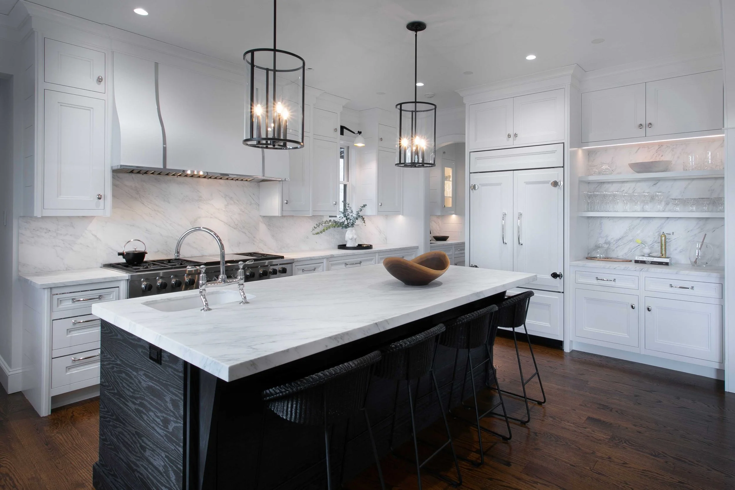 Handcrafted Cabinetry & Luxury Custom Kitchen Design