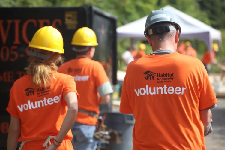 Volunteer — Habitat for Humanity Capital District