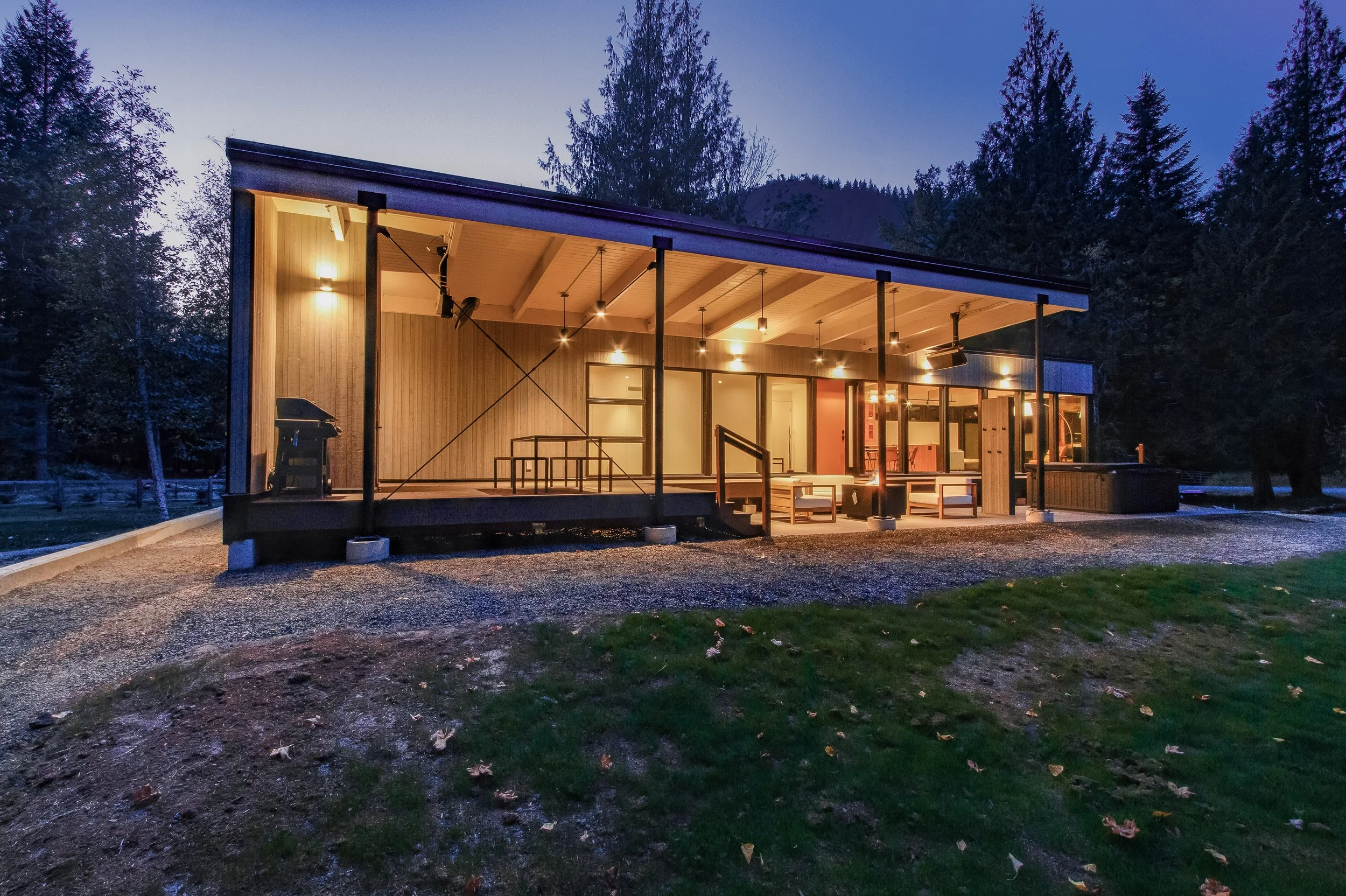 Getaway Prefab Modular Cabin — Floisand Studio Architects