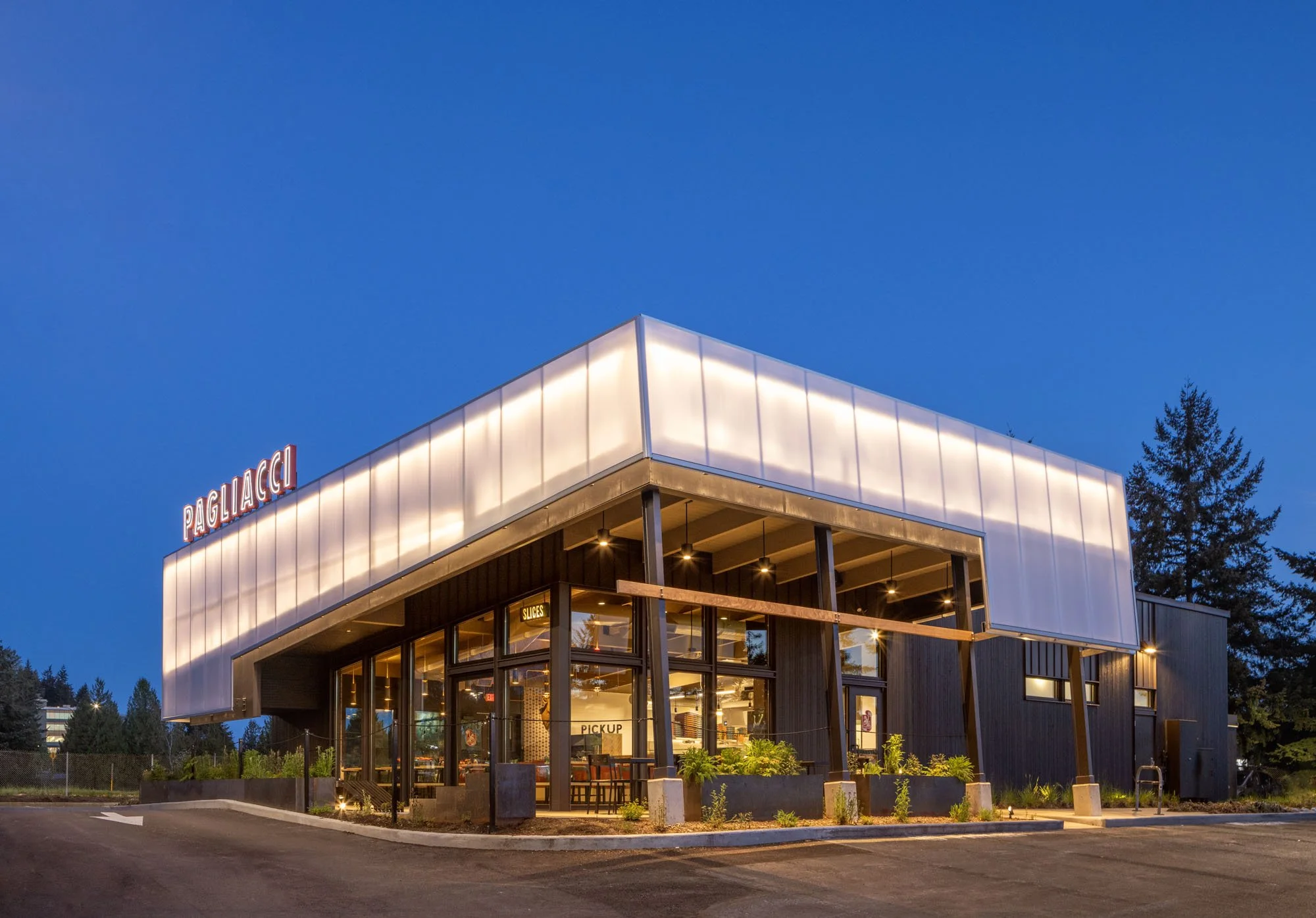 Pagliacci Pizza Eastgate || Rebuild — Floisand Studio Architects